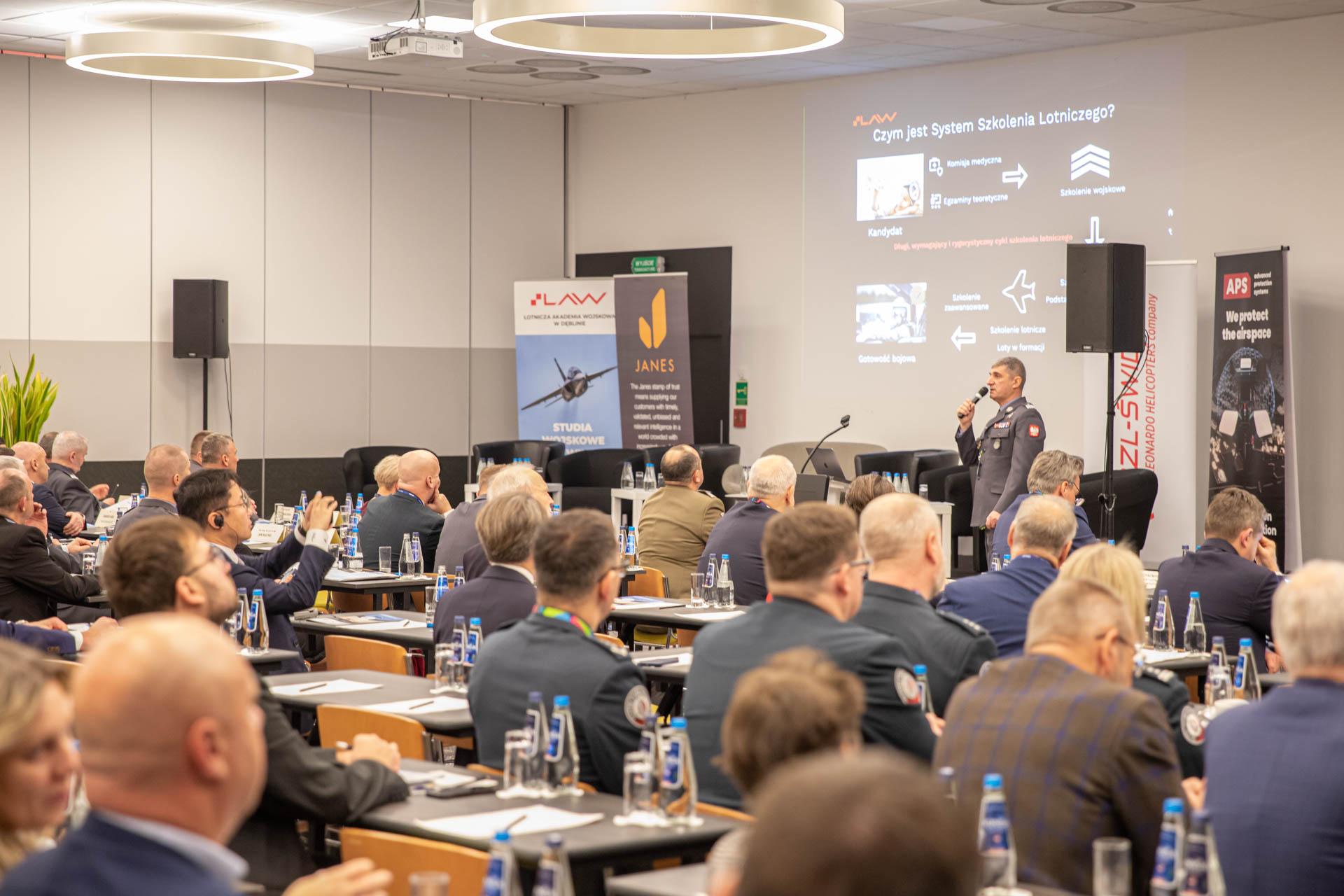 XVII Międzynarodowa Konferencja i Wystawa "Lotnictwo Nowej Generacji" | dlapilota.pl